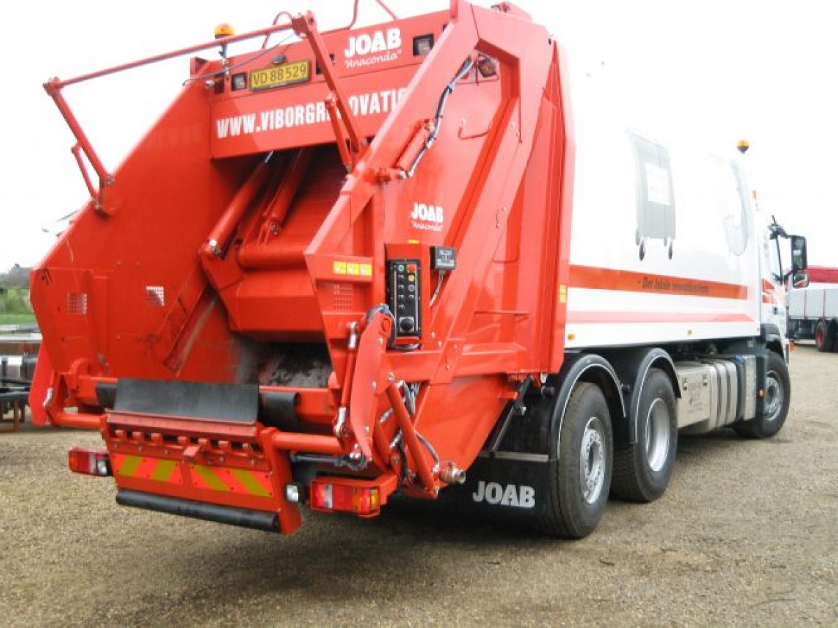 Renovationsbiler JOAB